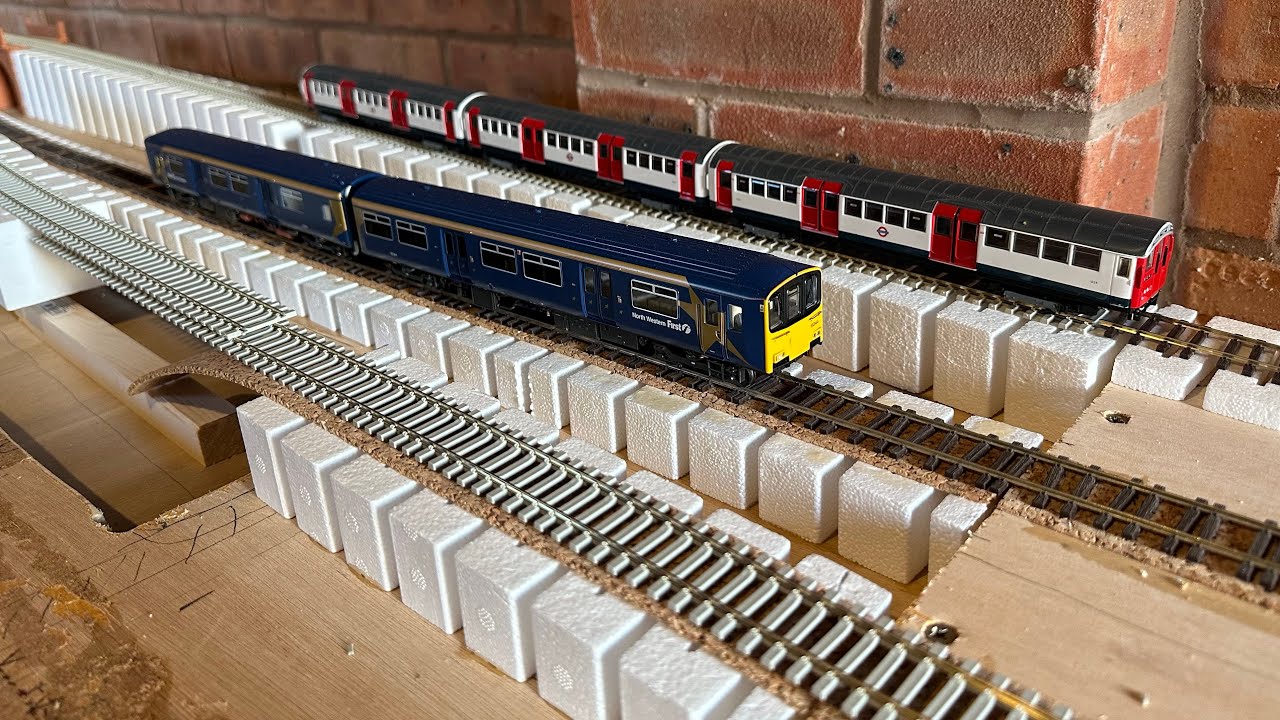 Testing the new incline for the Greenford Branch Bay with 950001 - YouTube