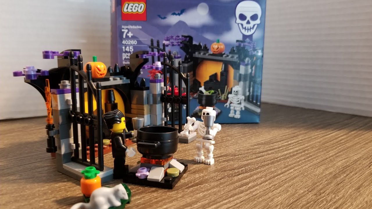 Lego Halloween Haunt: 40260 | Stop Action Build - YouTube