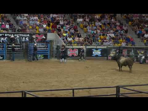 Xtreme Bulls Tamworth 2025 -Part 1 - YouTube