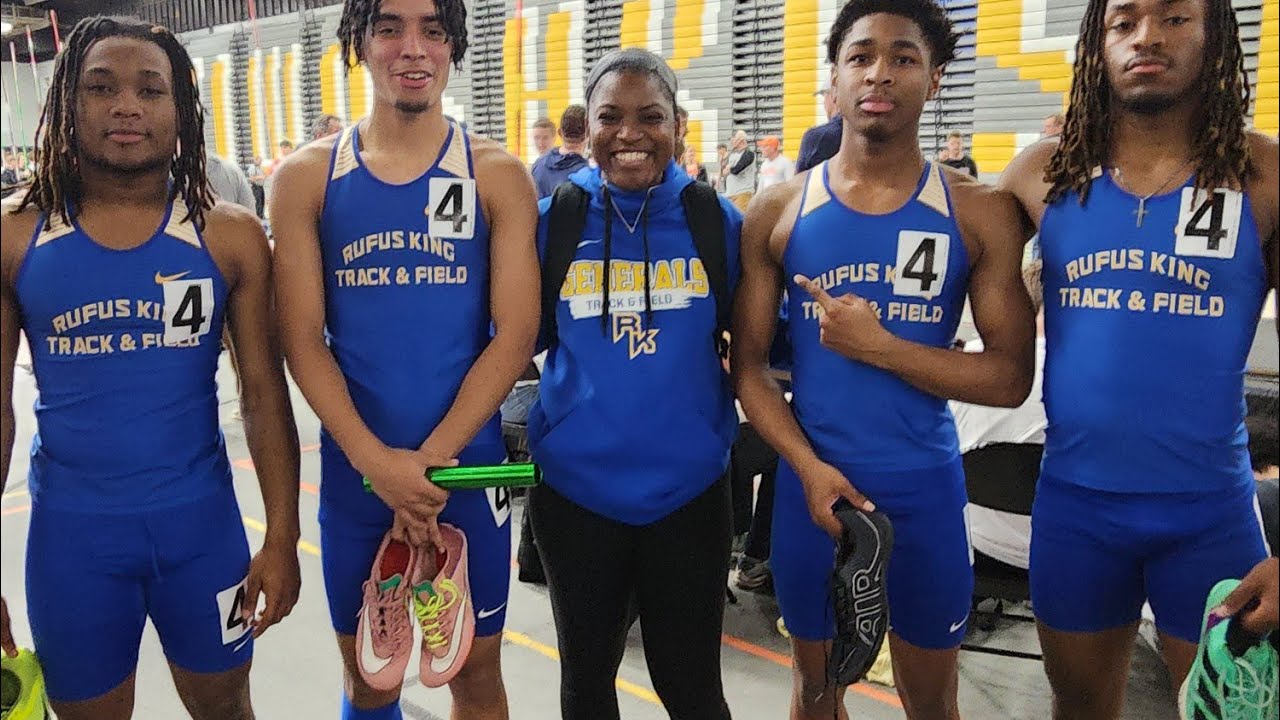 2025 RKHS Boys 4x200 (Heat 4) - YouTube