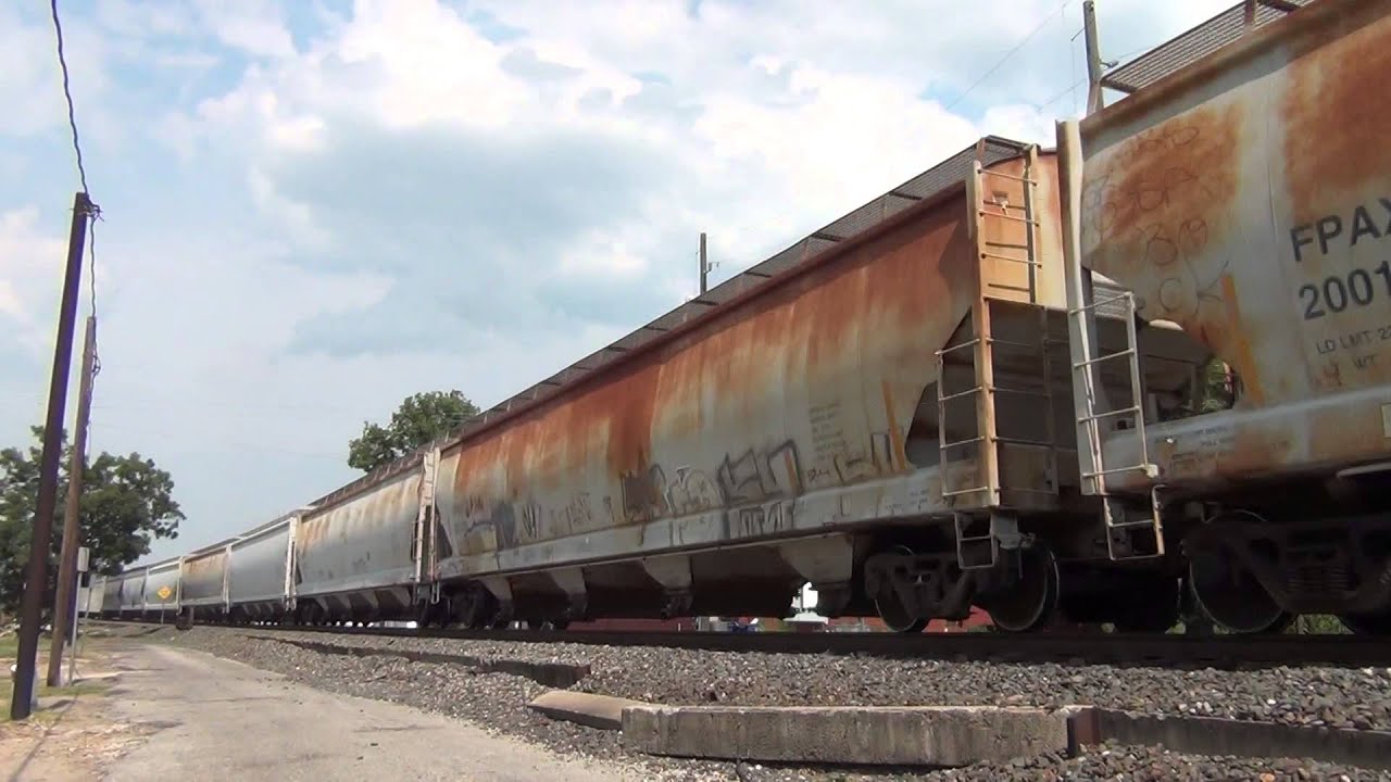 UP 9671 Leads the MEWEG 15 - Richmond, TX - YouTube