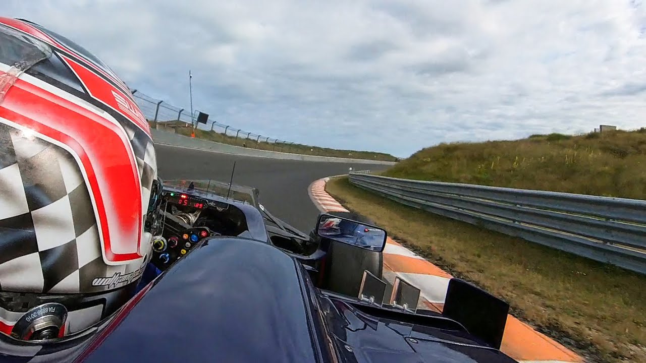 Pure Formula 1 V8 at Circuit Zandvoort | by Wolfgang Jaksch - YouTube