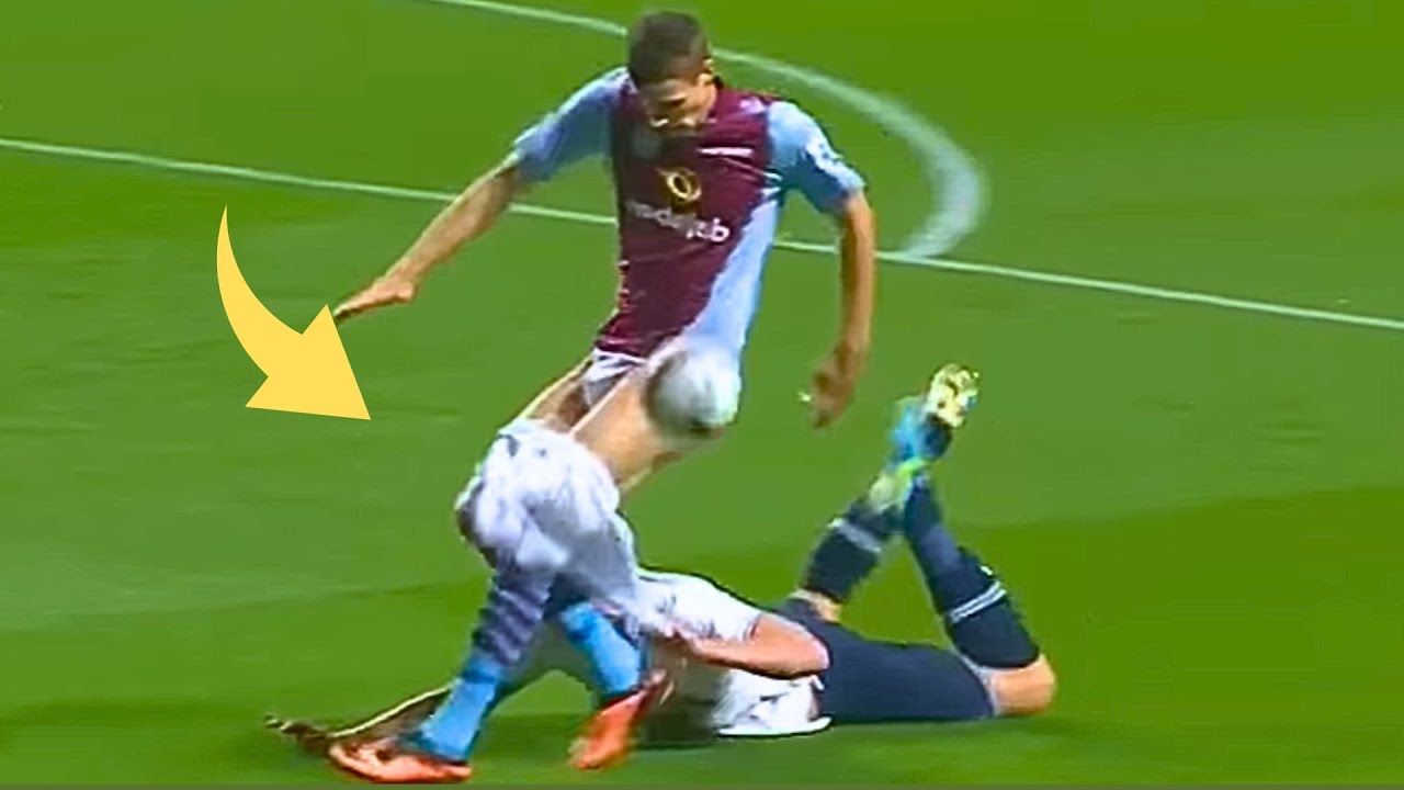 Comedy Moments in Football - Best Comedy Moments in Football - YouTube