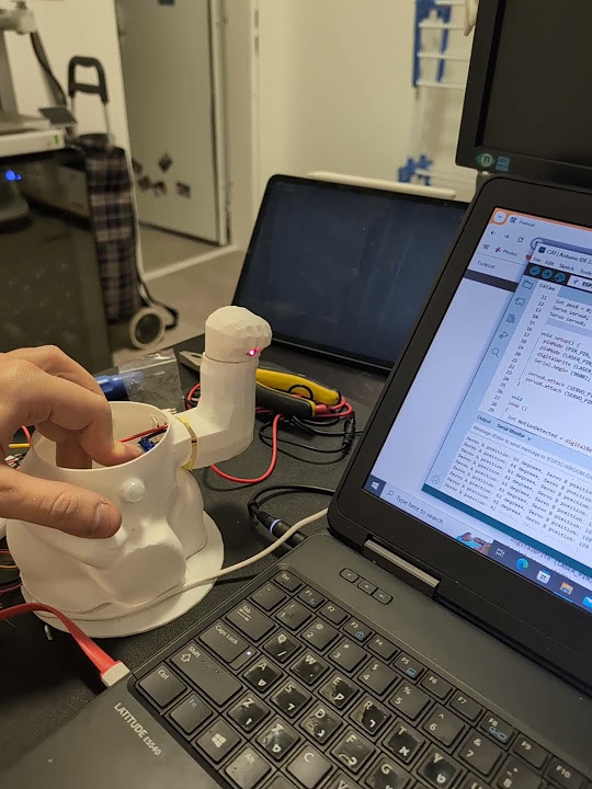 3D-Printed Motion-activated leaser and Servo motor #arduinoproject #3dprinting #esp32 - YouTube