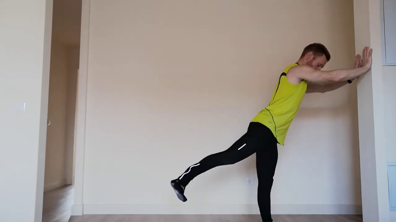 Patada de glúteo de pie - Plan de Entrenamiento Exante - YouTube