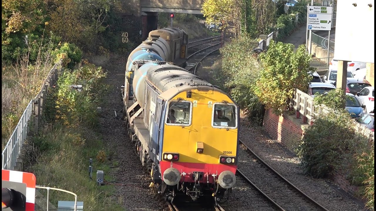 Class 20's MEGA THRASH when leaving Grimsby taking RHTT. - YouTube