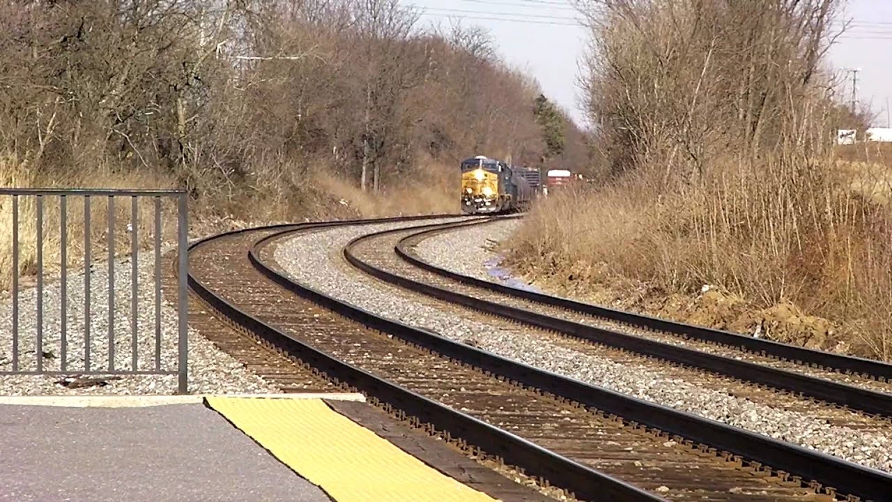 Fast Moving CSX Freight 5302 & 8091Through the Muirkirk Station - YouTube