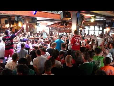 Mia Julia aka Mia Magma : OH Baby LIVE im Bierkönig