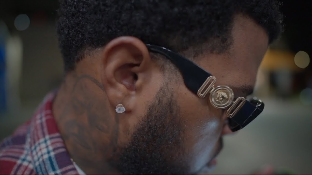 Fat Kevin - Apparatus prod. Aaron Kay - YouTube