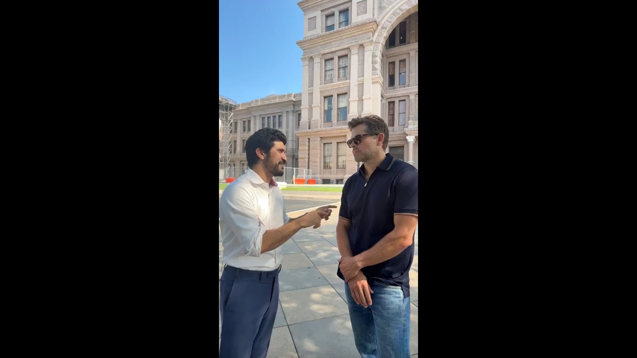 Livestreaming in Austin.... - YouTube
