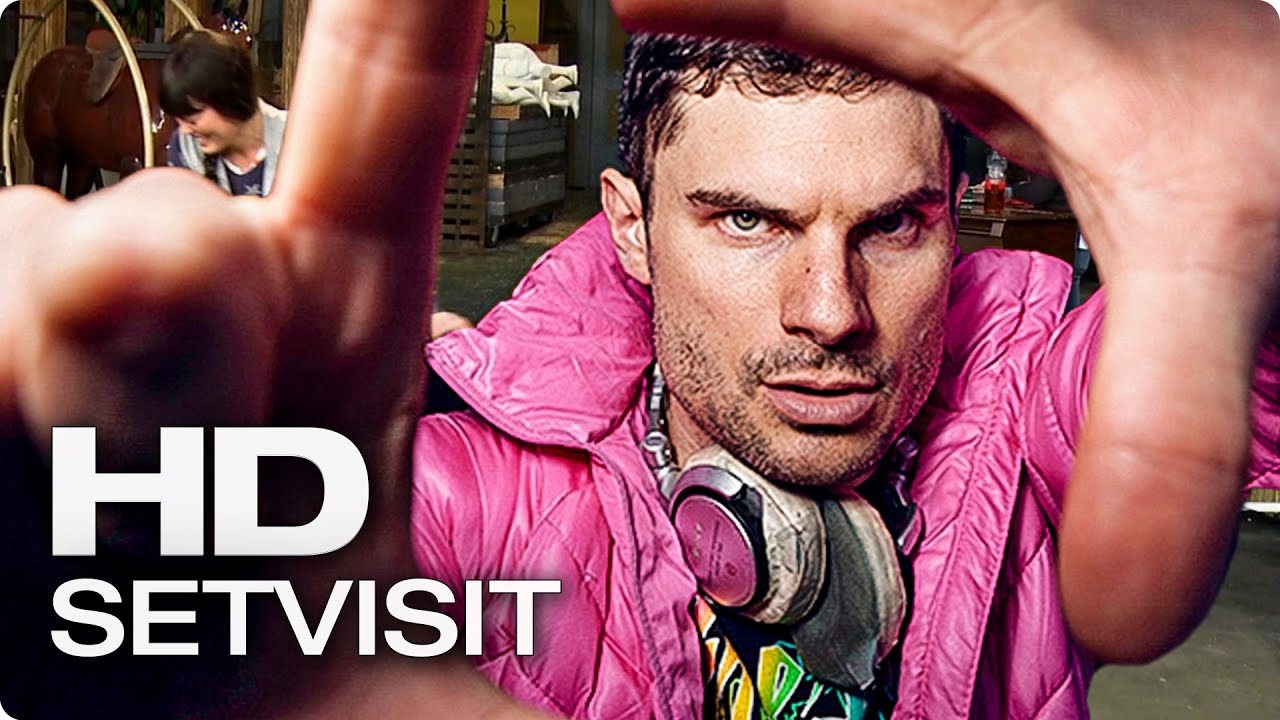 Exklusiv: PITCH PERFECT 2 Setvisit mit Flula Borg (2015) - YouTube