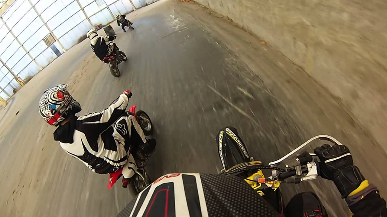 MINI SUPERMOTO INDOOR 12-27-13 - YouTube