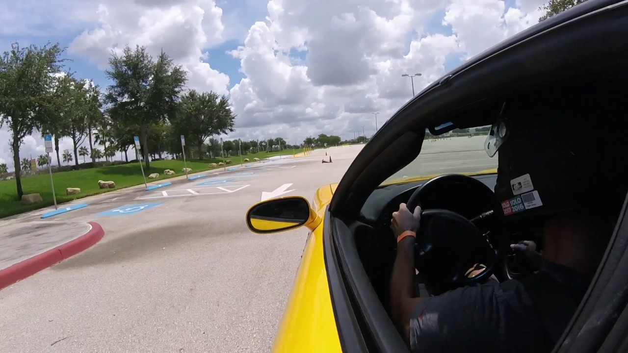 OCCC autoX in a c5 z06, The 2nd video is my fastest run 37.4 - YouTube