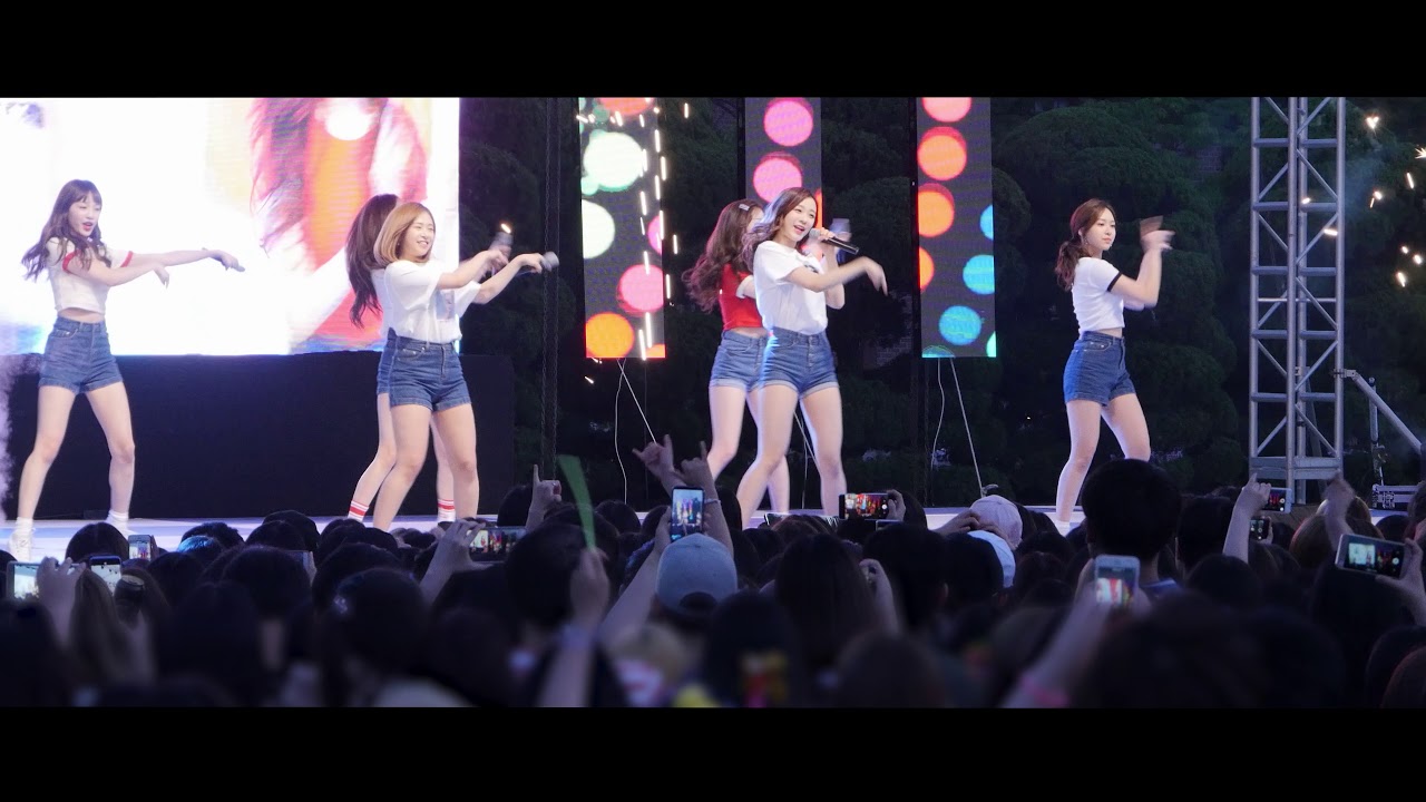 에이프릴 APRIL : 메이데이 MAYDAY : 전체직캠 Fullshot : 덕성여대 축제 - YouTube