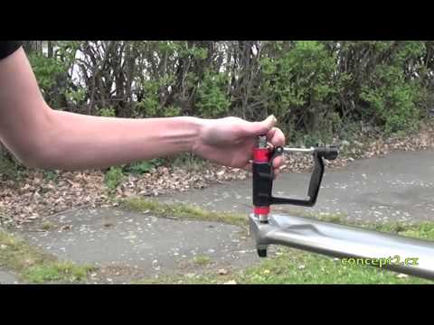 Závodní loď Wintech Explorer 24 - závodní loď pro veslařské kluby - YouTube