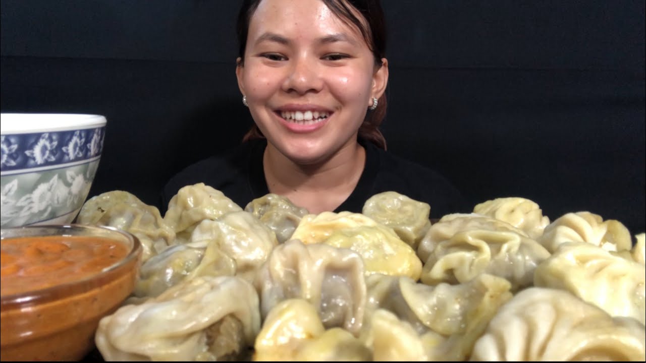 Nepali Famous Food MoMo/ Spicy 🥵 🤤Buff MoMo/Chicken MoMo/#mukbang ...