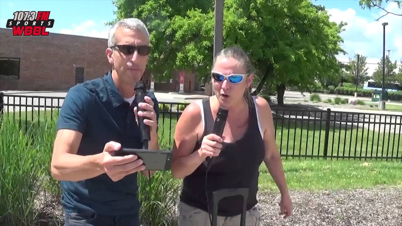 WBBL Eric Zane Show Bus Stop Karaoke ep 4! - YouTube