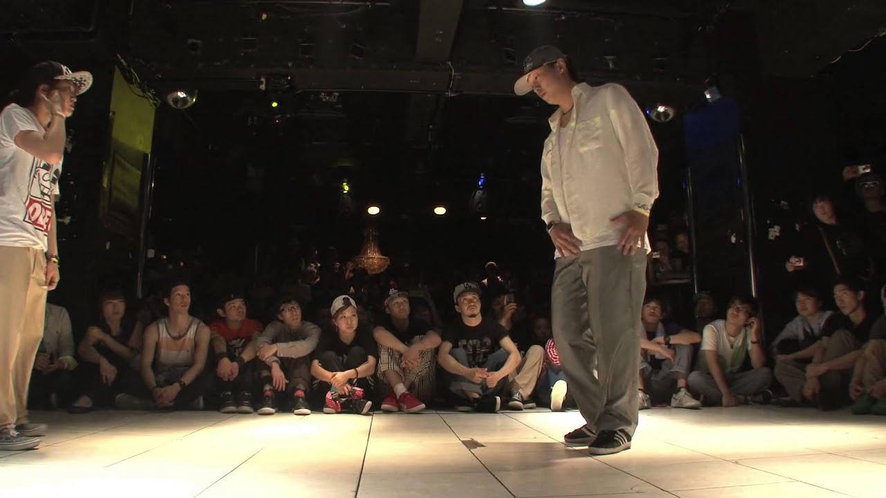 R16 2013 JAPAN POPIN' BEST16 ゆうき vs RYUICHI (win:RYUICHI) - YouTube
