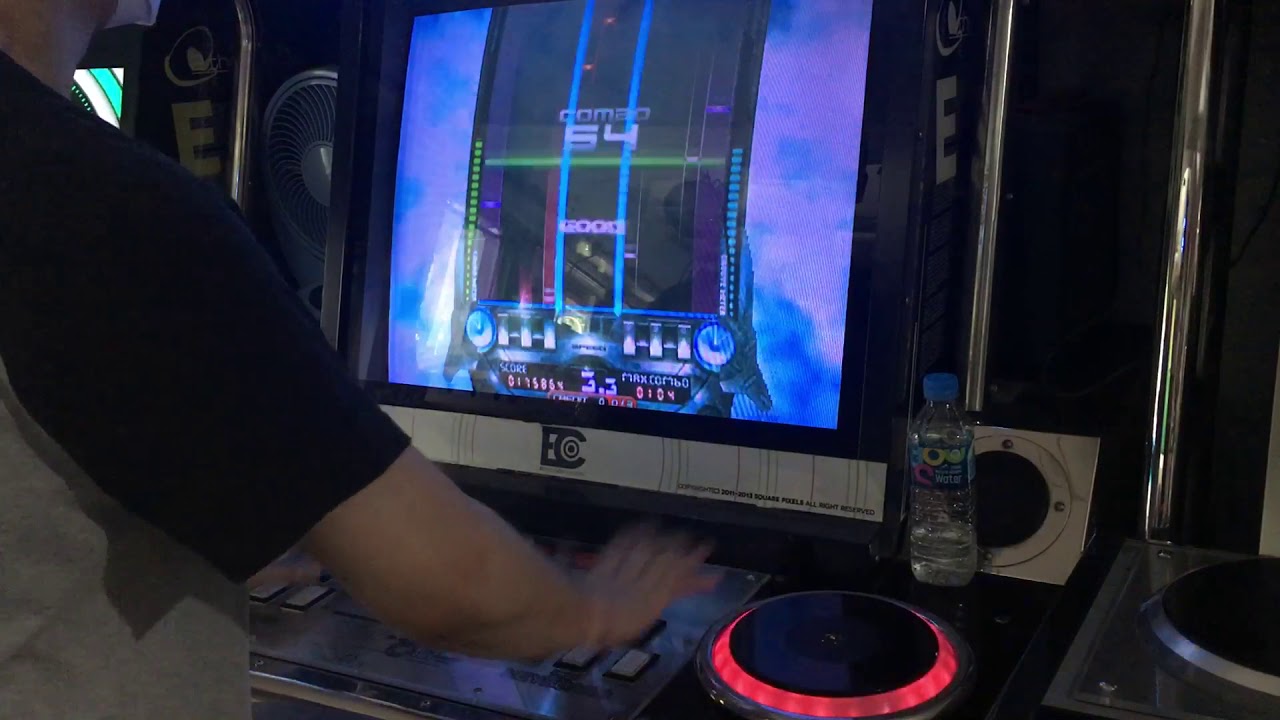 EZ2DJ BErA Space Mix Finite HD Twice Play Shot - YouTube