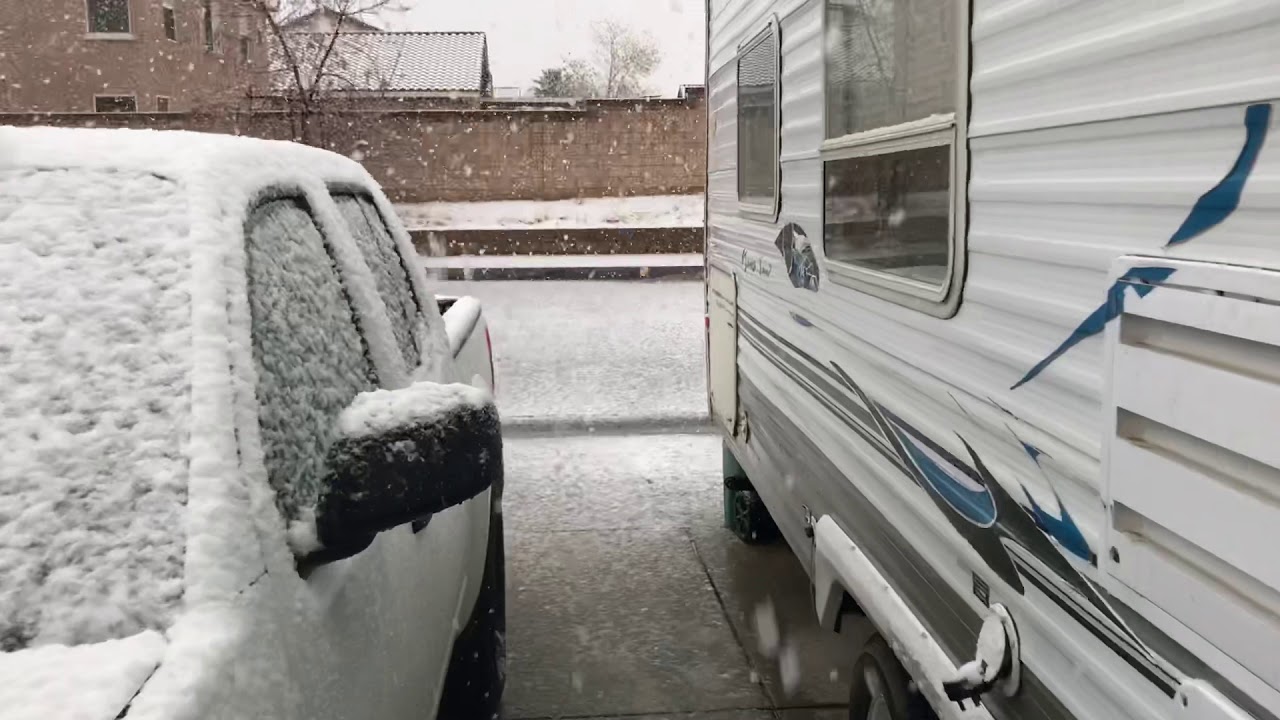 November 28, 2019 Snow in Lancaster CA - YouTube