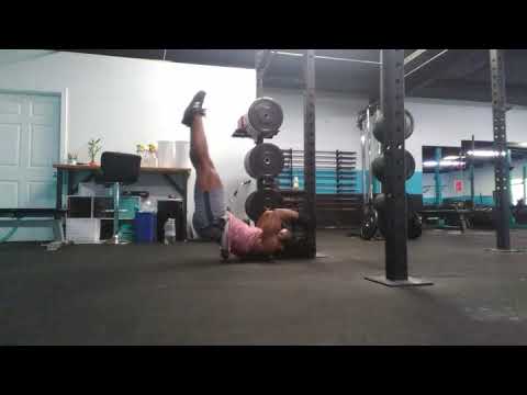 ATTEMPTED REVERSE CRUNCH STATIC CORE HOLDS 🔥 - YouTube