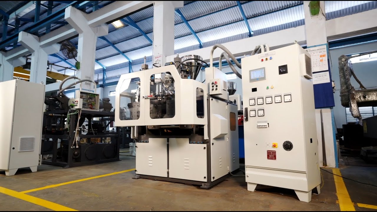 🚀 Introducing the SAB 500 ML Extrusion Blow Molding Machine! - YouTube