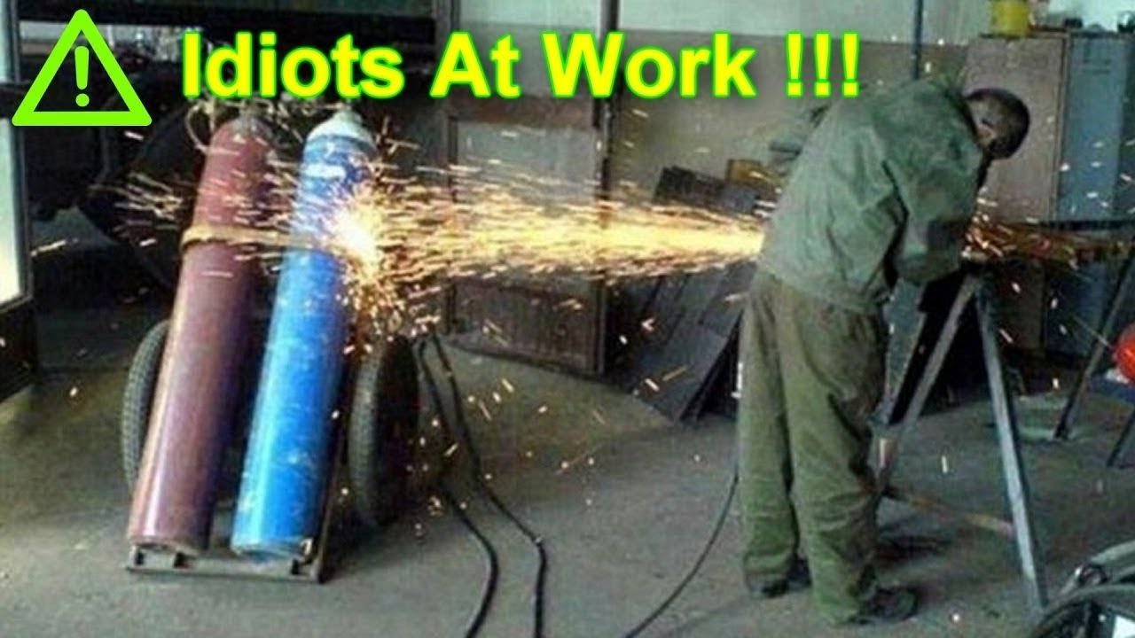 EXTREME IDIOTS AT WORK 2021|| FUNNY WORK FAILS AND WINS - YouTube