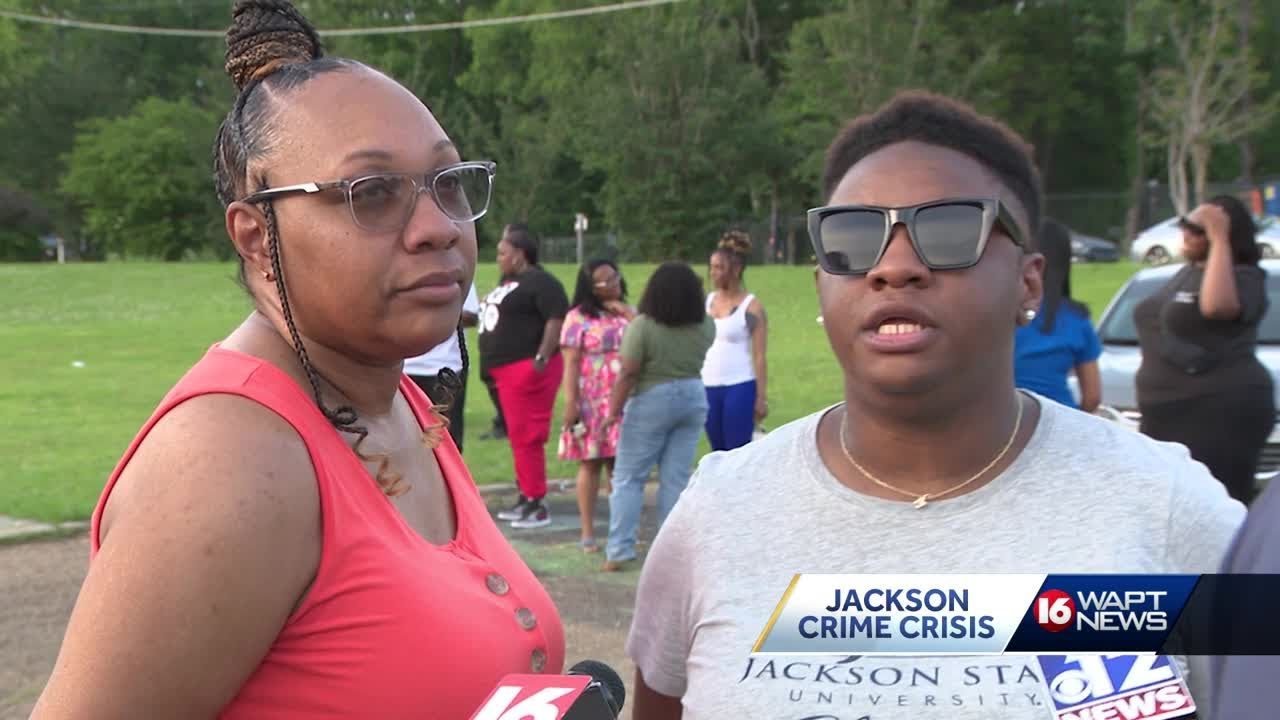 Family, friends remember man found slain at Parham Bridges Park - YouTube