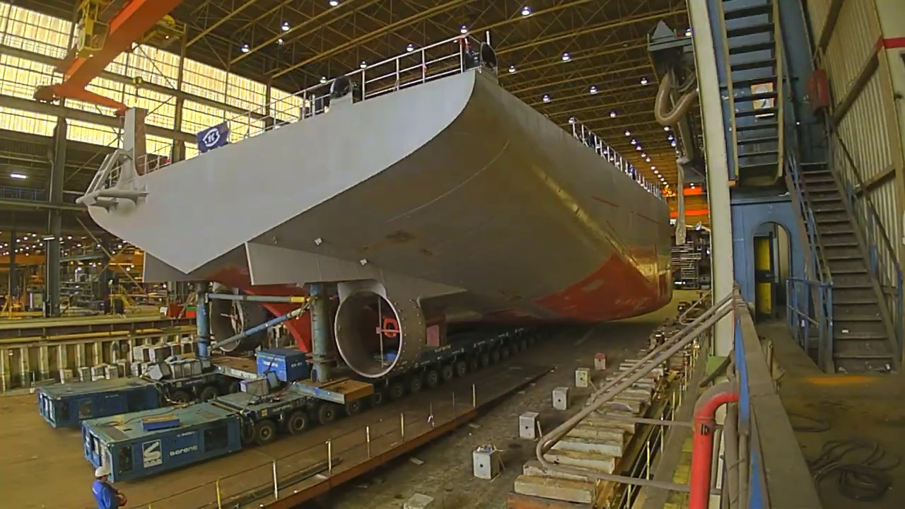 Load-in aft ship of Gasha. - YouTube