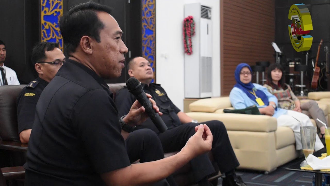 Bea Cukai Pekanbaru serahkan SKEP Fasilitas KB Mandiri kepada PT ...