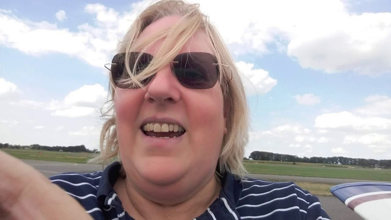 Elke Smith GGOMST flight to Saatel 2018 - YouTube