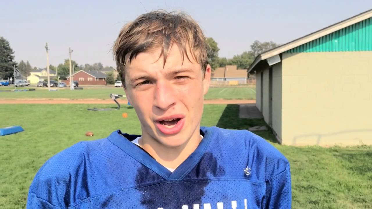 Walla Walla football player Jason Wicklund - YouTube