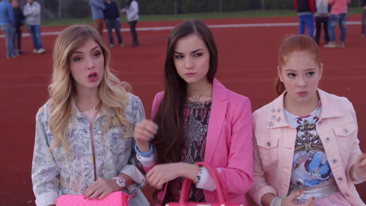 Alex & Co. | Christian en Nicole? | Disney Channel BE - YouTube