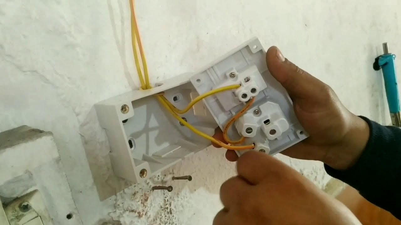 15 amp switch and socket connection - YouTube