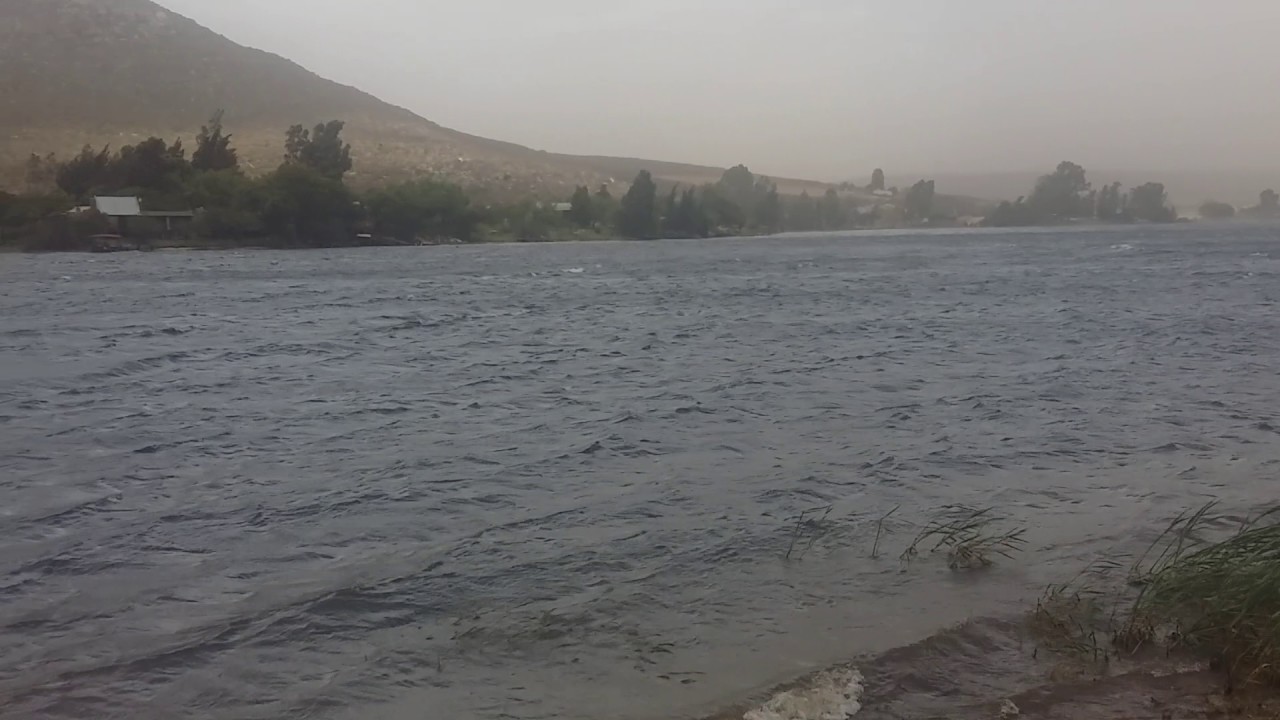 Bulshoek dam Storm #RondebergResort - YouTube