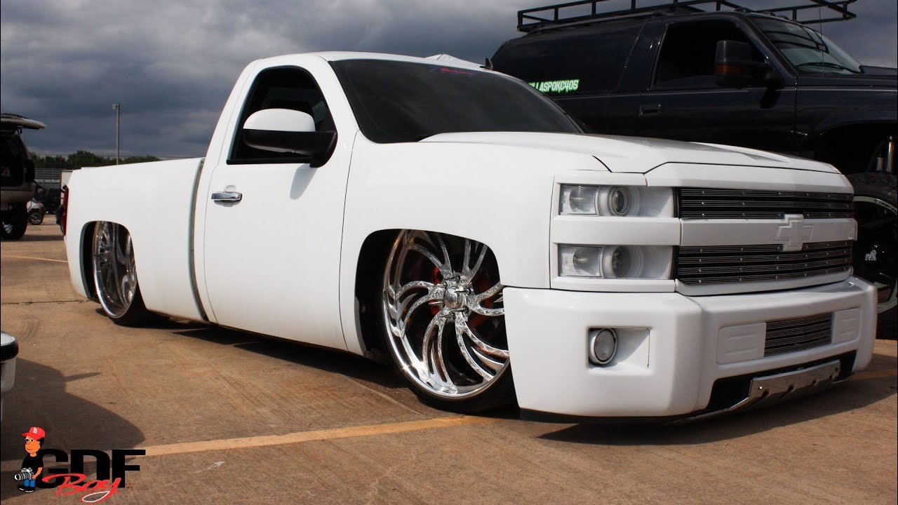 Chevrolet Silverado RST on 28 Engraved Intro Wheels - YouTube