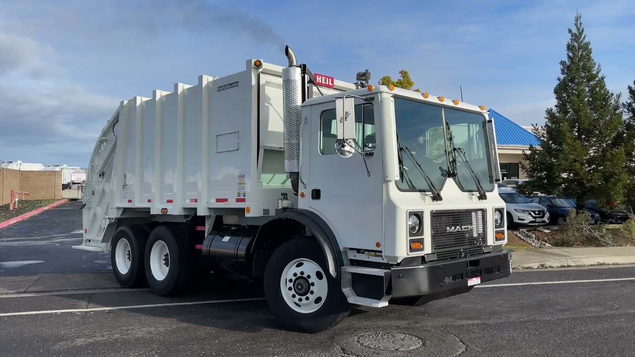 2005 Mack MR688S Heil Formula 4000 Rear Loader Garbage Truck for Sale ...