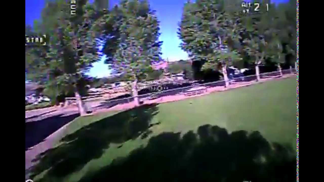 FPV Formation Flying - YouTube