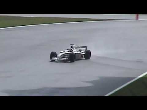 Formula 1 2001 BAR-Honda fly-by V10 sound