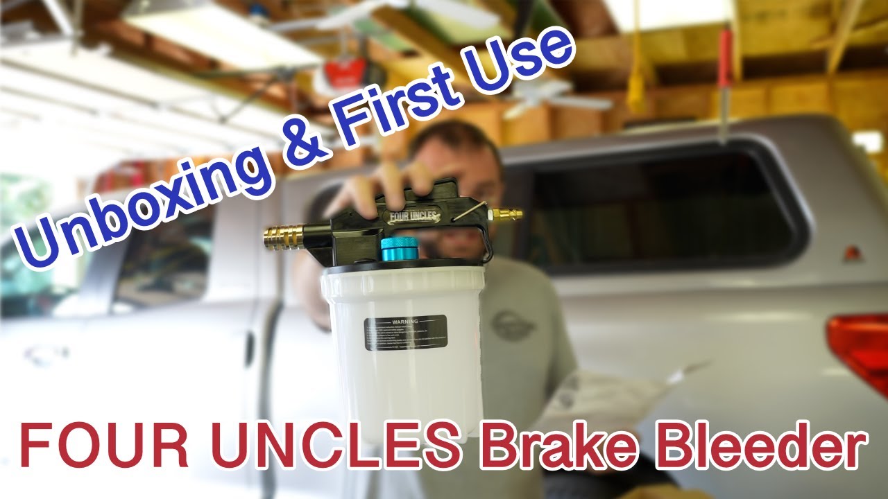 I'll never use the brake pedal method for bleeding ever again! FOUR UNCLES 2L Vacuum Brake ...