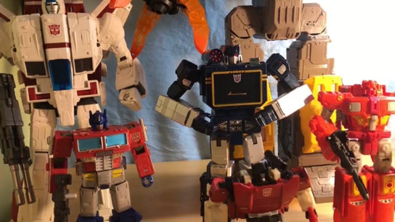 TRANSFORMERS REVIEW 1 PART 2 MP-13 (MASTERPIECE SOUNDWAVE) SIZE ...