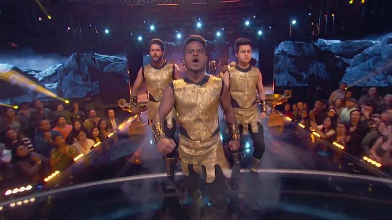 The Kings Live Act On The Stage - YouTube