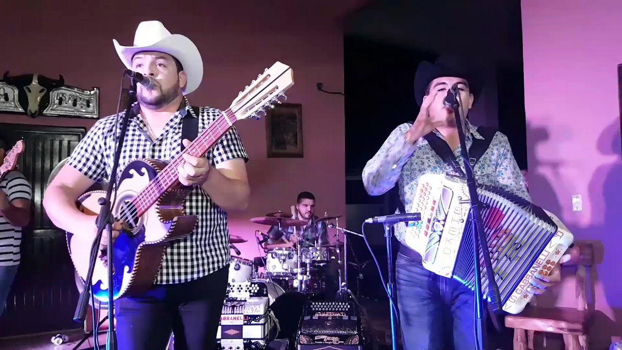 Los Hermanos Vega Jr en vivo 2017(5) - YouTube