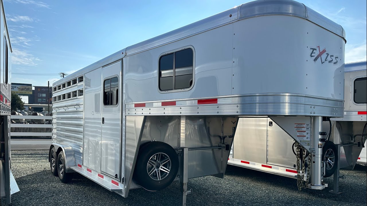 NEW Exiss 3 Horse CX Gooseneck Slant Load Horse Trailer! - YouTube