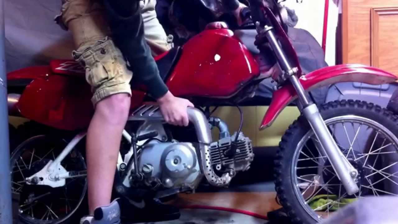 1997 Honda Xr70 start up and rev - YouTube