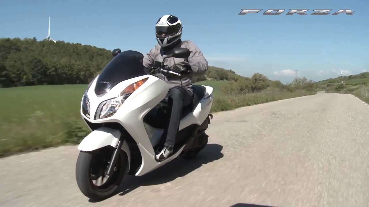 NSS 300 Forza - La opinión de la Prensa - YouTube