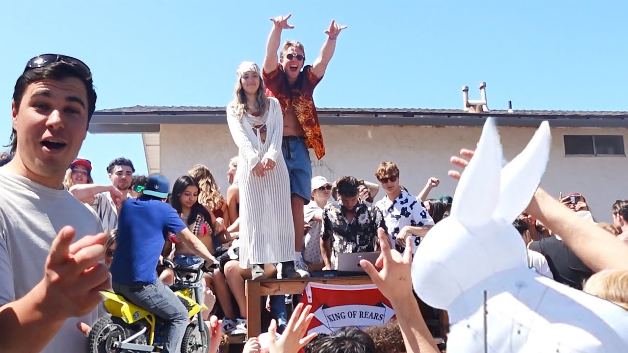 I Went To The Biggest Party at The Number #1 Party School in America ...