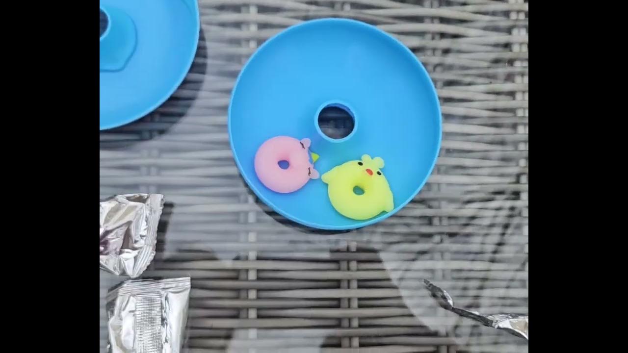 Unboxing Squeesh Yum Donut Surprise 5 pack - YouTube