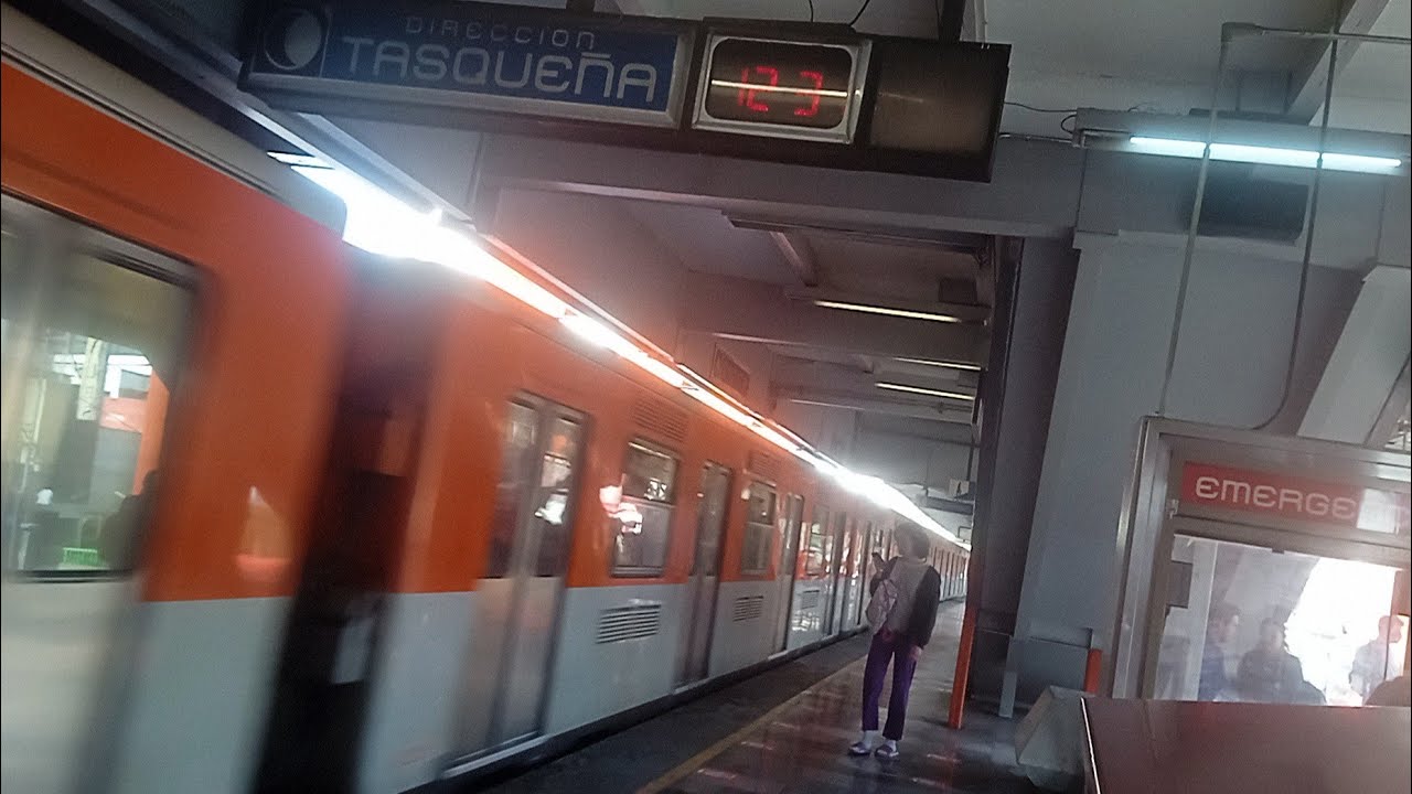 Par de Bombardier NM-02 en General Anaya (Línea 2) - Metro CDMX - YouTube