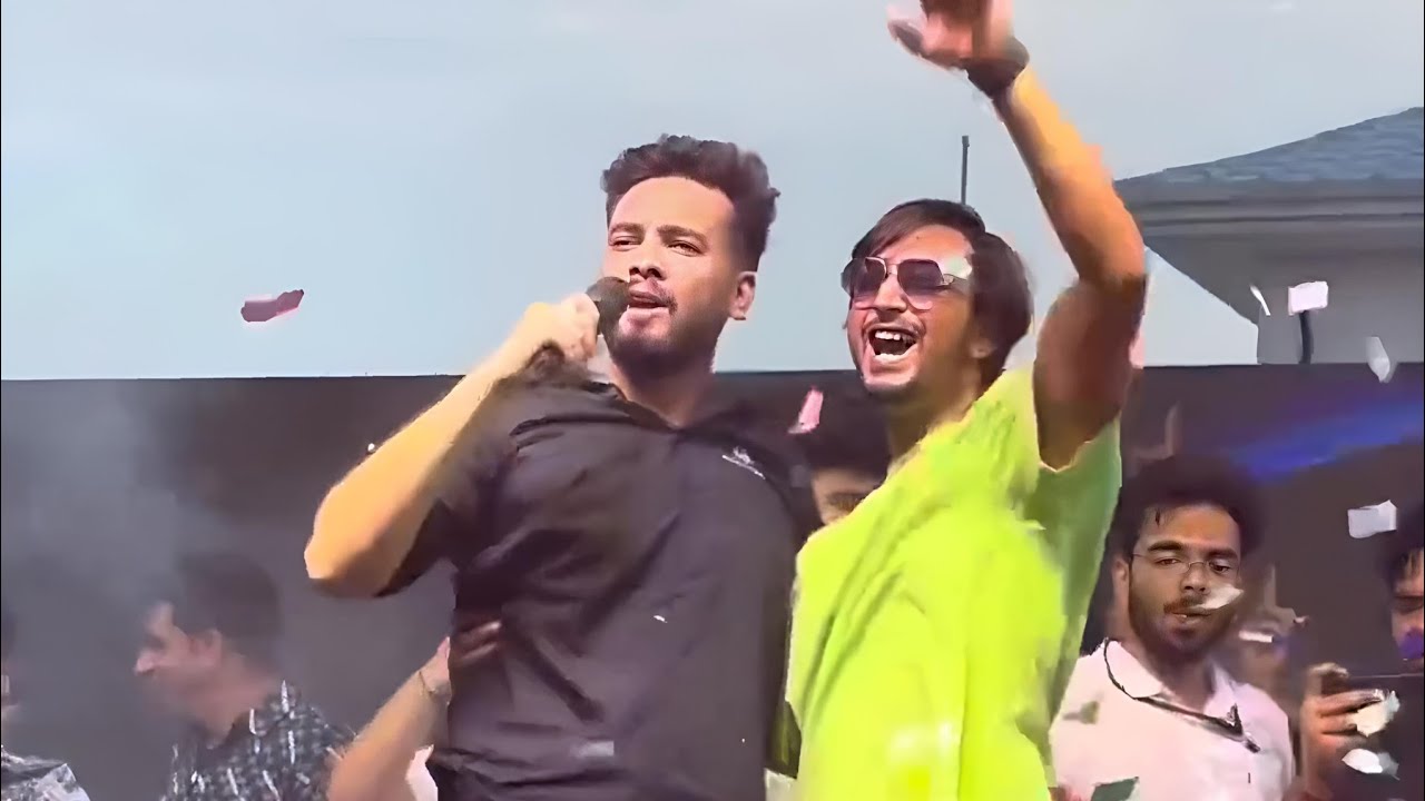 Elvish Yadav Sing Rao shab Live Performance 😍 Elvish and Elvish Army ...